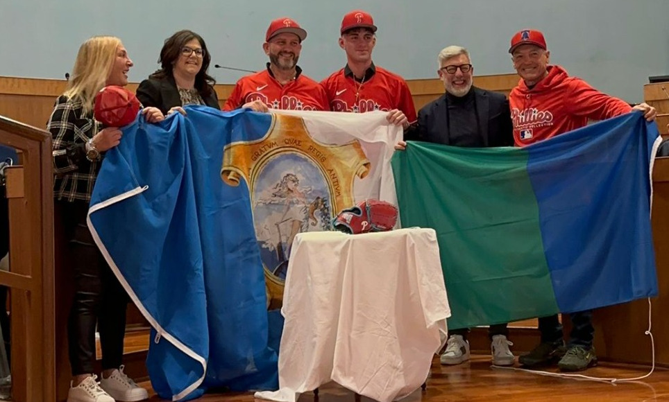 International Baseball veteran teenager Filippo Sabatini signs for MLB ...