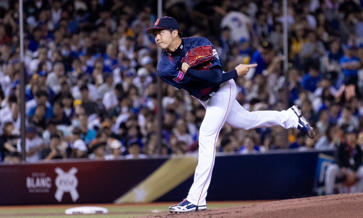 Japan beat Chinese Taipei, remain undefeated in Group B - World Baseball Softball Confederation ...