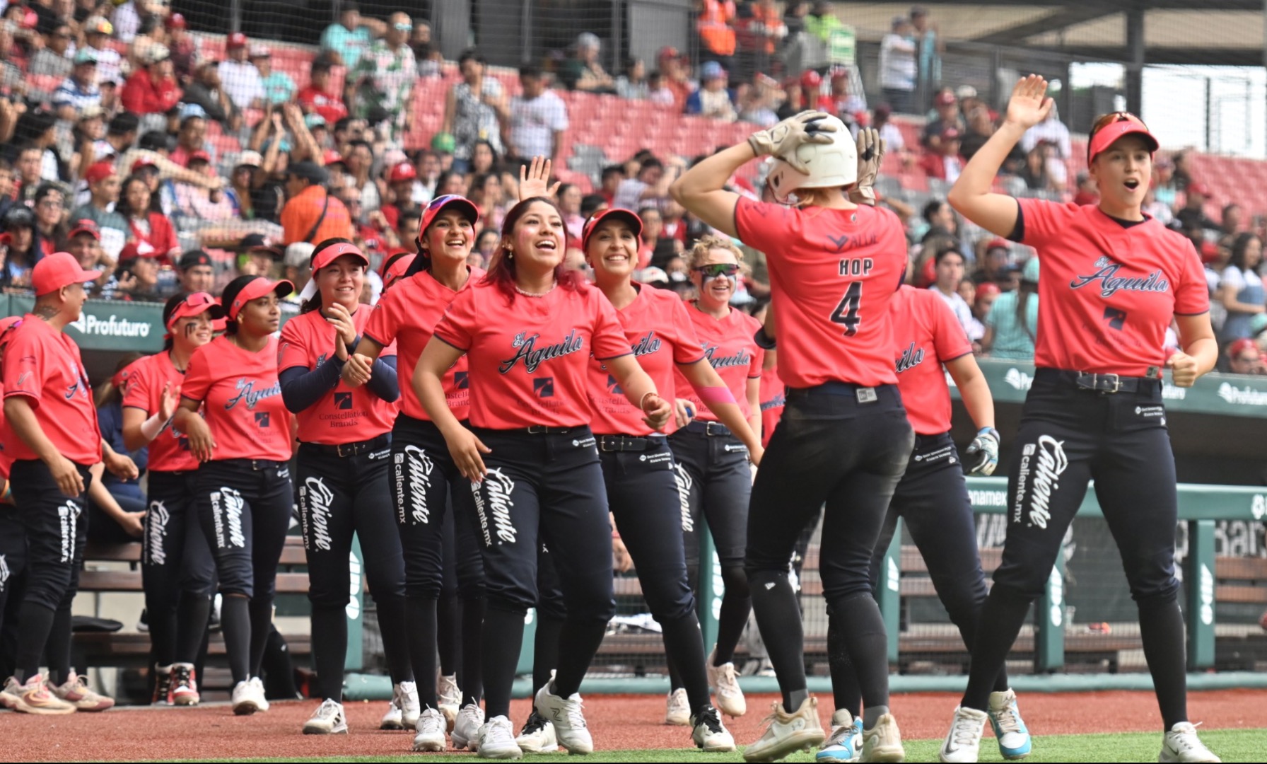 Mexican Softball League sets new attendance record: 143,236 in four ...
