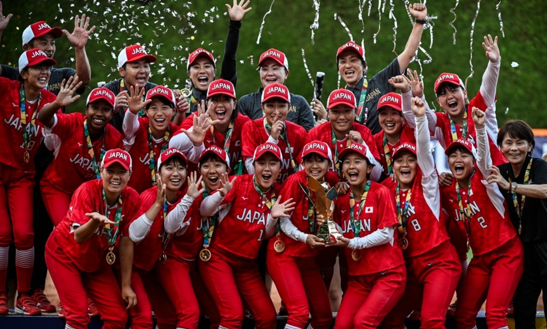 北村葉琉が1安打に抑えて無失点 スモールボールでつなぎ日本がWBSC U-15女子ソフトボールワールドカップ優勝 - World Baseball Softball Confederation ...