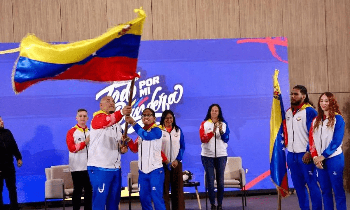 Campeones mundiales de sóftbol masculino nombrados abanderados de Venezuela para los Juegos ...