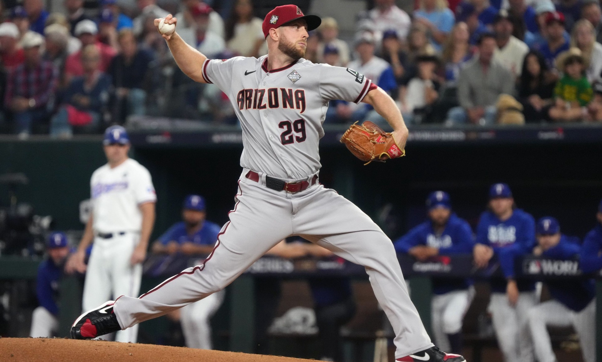 Gli Arizona Diamondbacks dominano i Texas Rangers in gara due della ...