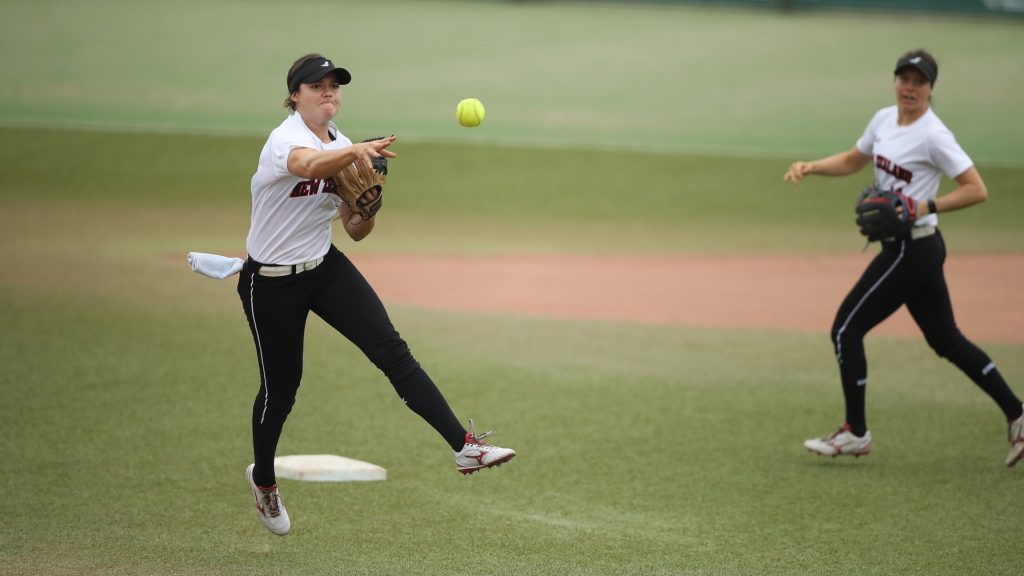 Softball World Championship: Day 6 photo gallery - World Baseball ...