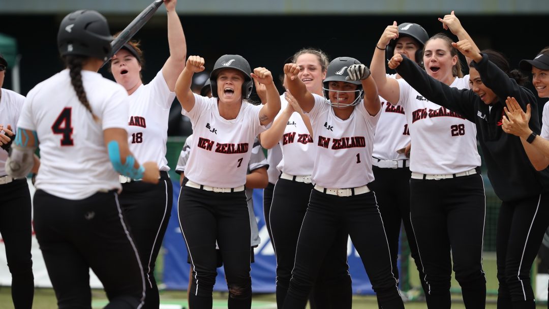 Softball World Championship: Day 6 photo gallery - World Baseball ...