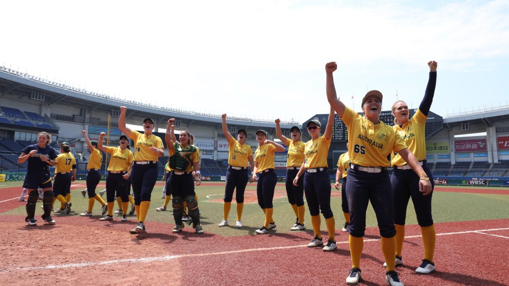 Softball World Championship: Day 10 photo gallery - World Baseball ...