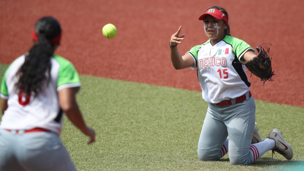 Softball World Championship: Day 10 photo gallery - World Baseball ...