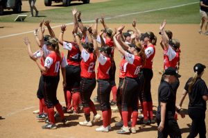 Canada wins, will play bronze medal game - World Baseball Softball ...